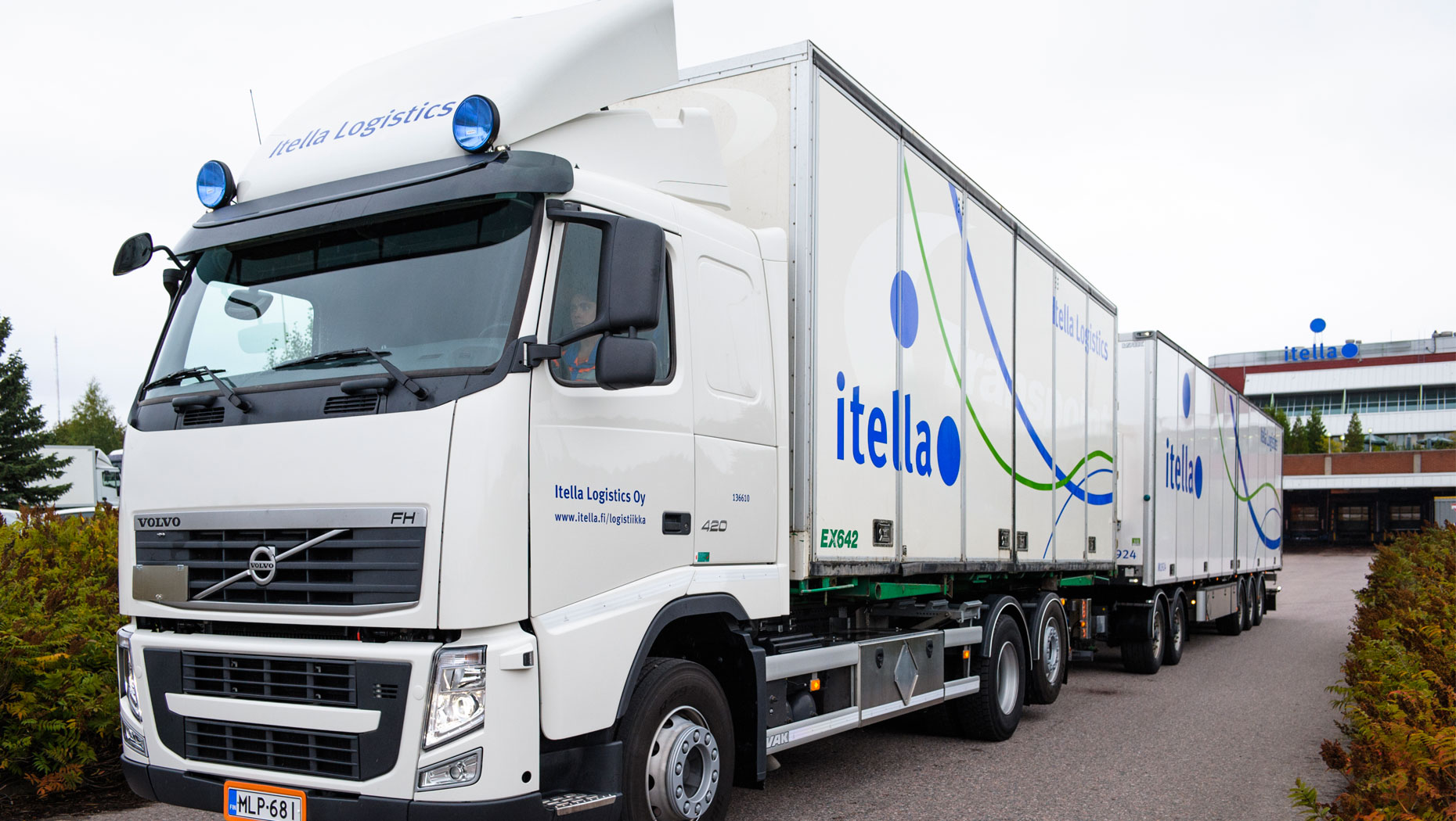 Kaasu liikuttaa kuorma-autoja | Volvo asiakaslehti